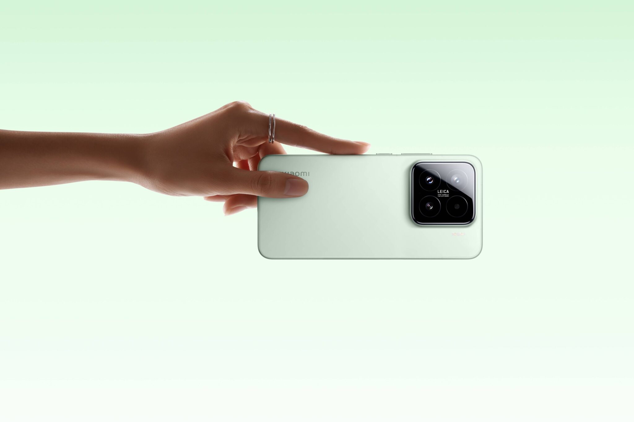 The Xiaomi 15’s amazing features make it a powerful yet compact ...